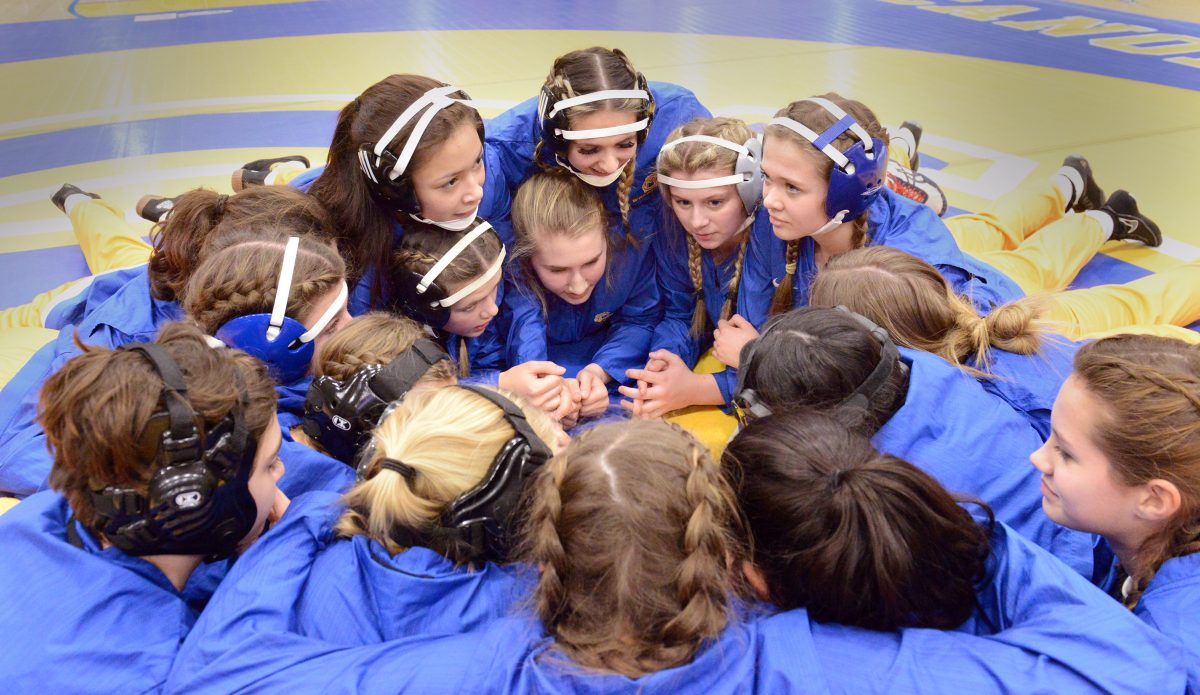 Big Macs’ Rush pins her way to Powerade title - Observer-Reporter